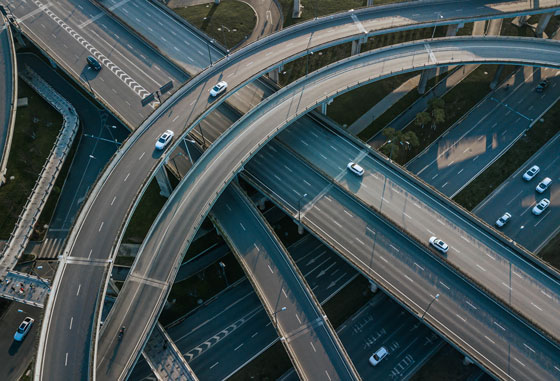 Michelin Primacy 5 225/45 R18 95Y XL avec rebord protecteur de jante (FSL) @ 123pneus.fr